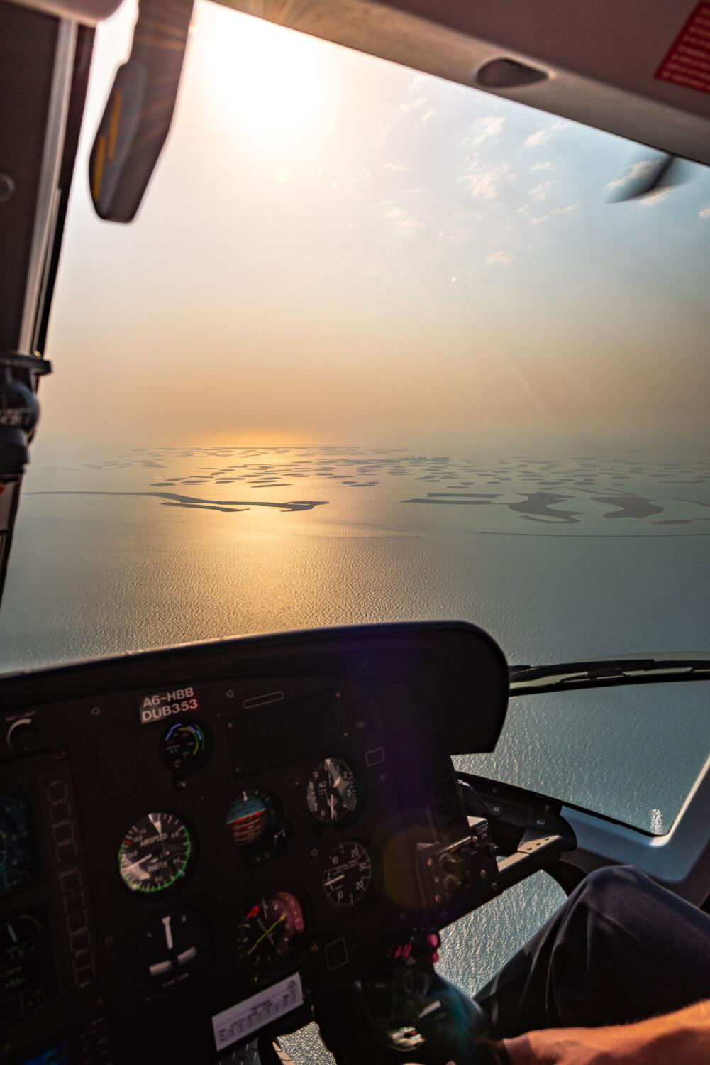 Helicopter Tour Over Dubai by HeliDubai!